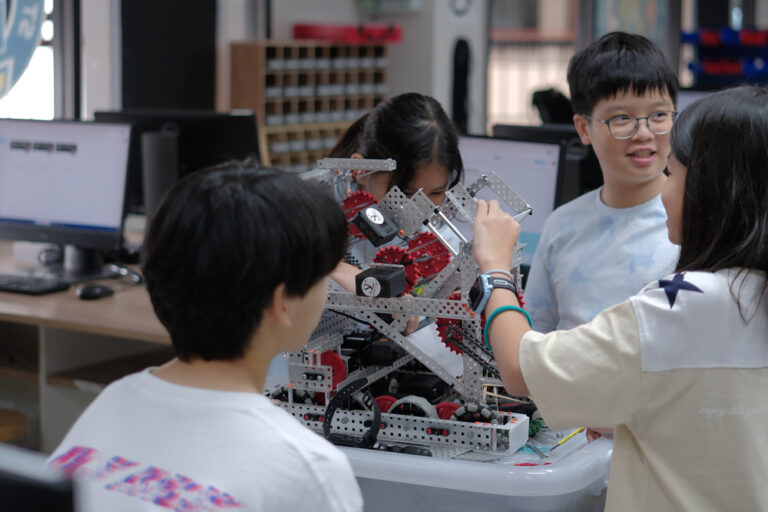 VEX V5 Skills Classes (2 levels) - Steam Labs